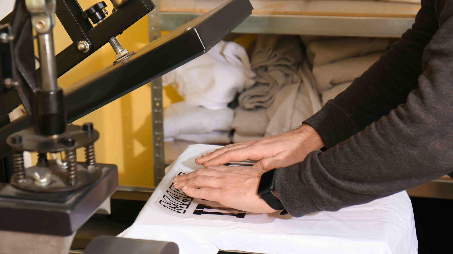 Brand Your Products – Embroidery & Printing | Add You Logo | Seamstop